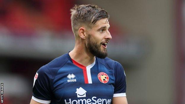 Northampton Town: Defender Jon Guthrie and goalkeeper Jonny Maxted sign ...