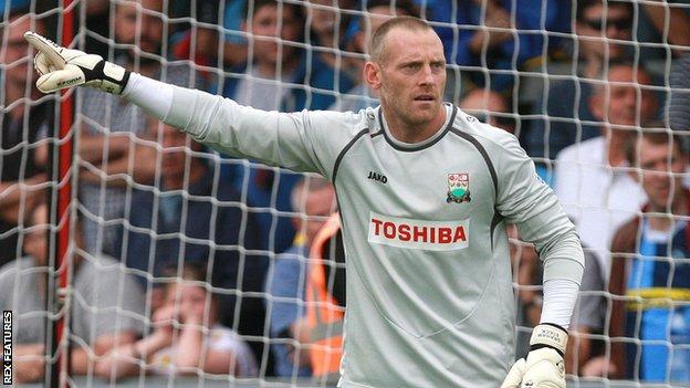 Graham Stack: Goalkeeper departs Barnet after turning down new deal ...