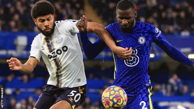 Ellis Simms: Everton striker joins Hearts on loan for rest of season ...