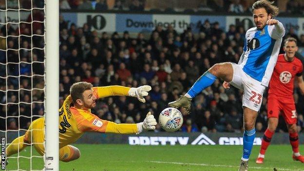Bradley Dack: Blackburn Rovers forward extends contract - BBC Sport