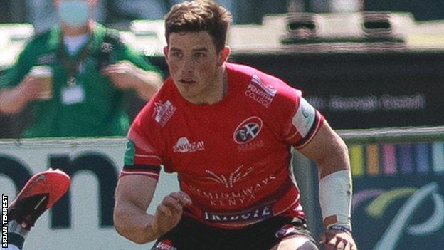 Will Butler & Arwel Robson: Worcester centre & Dragons fly-half join ...