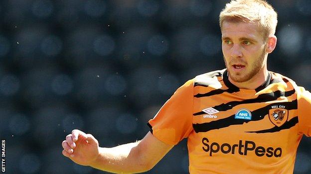 Dan Batty: Hull City midfielder signs extended contract with ...