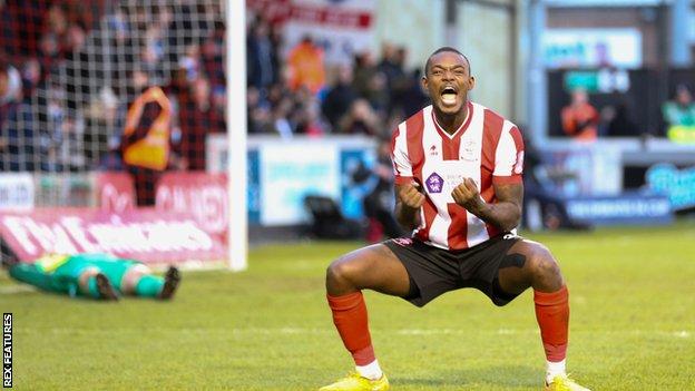 Theo Robinson: Southend United re-sign Lincoln City striker for ...
