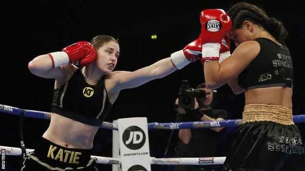 Katie Taylor: Irish boxer beats Viviane Obenauf in Manchester - BBC Sport