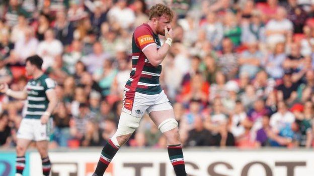 Ollie Chessum: Leicester's England lock banned for three weeks - BBC Sport
