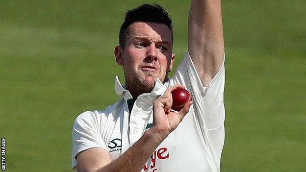 Jake Ball: England seamer extends Nottinghamshire deal until 2021 - BBC ...