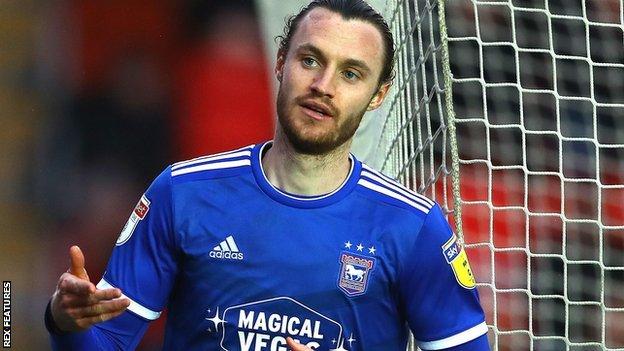 Will Keane: Wigan Athletic sign striker on short-term deal - BBC Sport