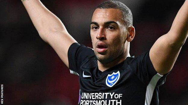 James Vaughan: Bradford City sign striker on three-year deal - BBC Sport