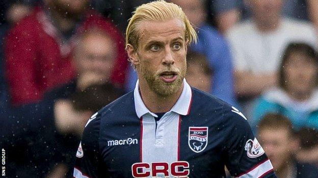 Andrew Davies: Defender signs new two-year deal at Ross County - BBC Sport