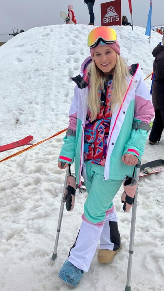 Katie Ormerod: Snowboarder aims to put nightmare season and bone ...