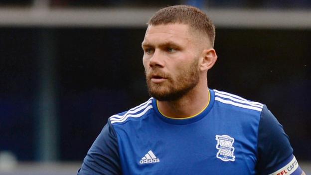 Harlee Dean: Birmingham City captain signs new deal until 2023 - BBC Sport