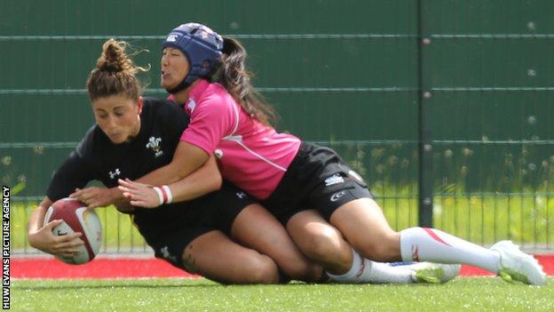 Women's rugby: Wales 10-52 Japan - BBC Sport