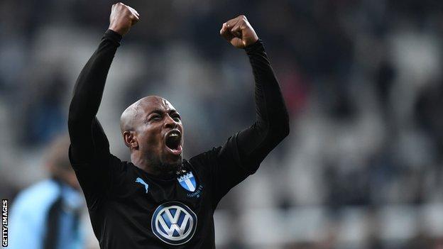 Fouad Bachirou: Nottingham Forest sign Malmo midfielder - BBC Sport