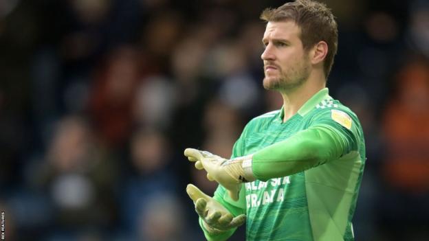 Alex Smithies: Leicester and former Huddersfield goalkeeper retires ...
