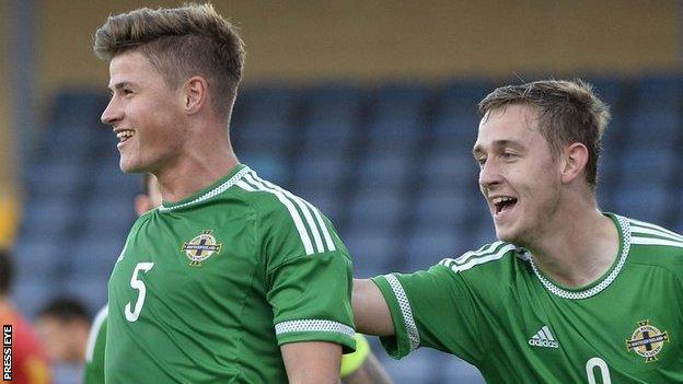 Josh Doherty: Crawley Town defender signs new two-year contract - BBC Sport