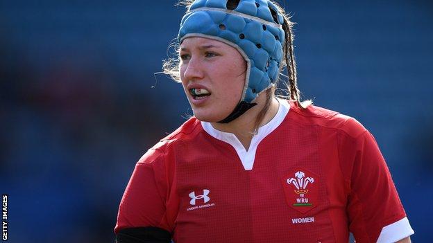 Premier 15s: Gloucester-Hartpury go top, Saracens drop down - BBC Sport