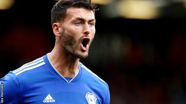 Gary Madine: Sheffield United sign Cardiff City striker on loan - BBC Sport