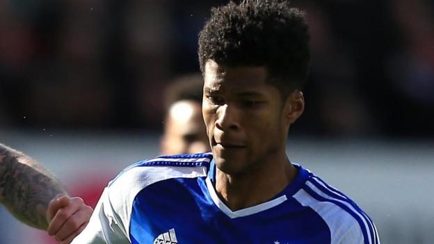 Jordan Spence: Ipswich Town defender signs new contract - BBC Sport