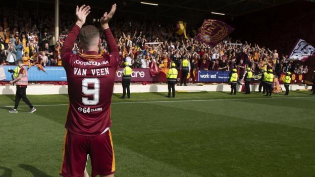 Kevin van Veen: Record-breaking striker departs Motherwell for Dutch ...
