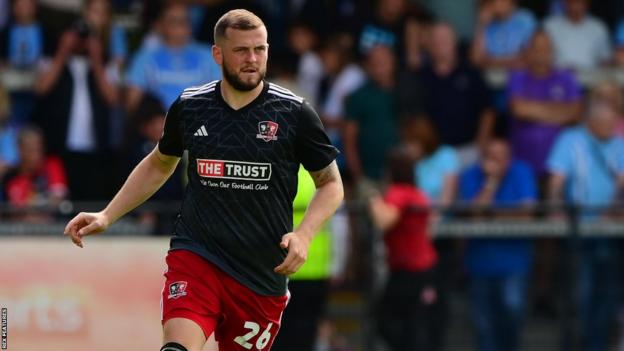 Pierce Sweeney: Exeter City defender signs two-year extension - BBC Sport