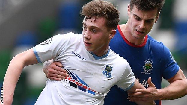 Matthew Shevlin: Striker signs for Linfield after leaving Ballymena ...