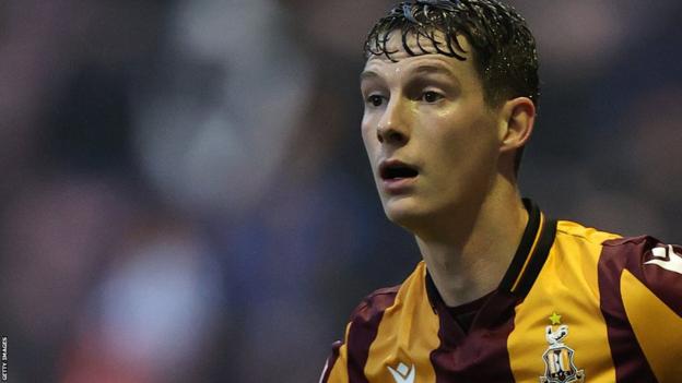 Matthew Foulds: Bradford City loan left-back to Harrogate Town for ...