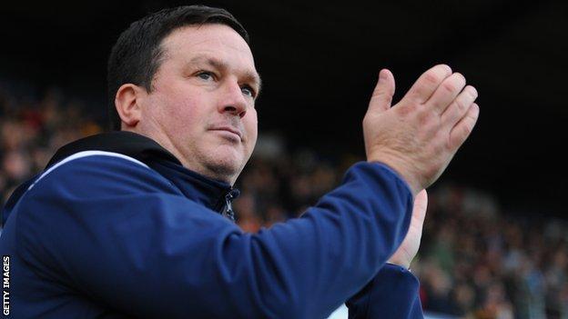 Paul Cox: Guiseley manager sacked after five months in charge - BBC Sport