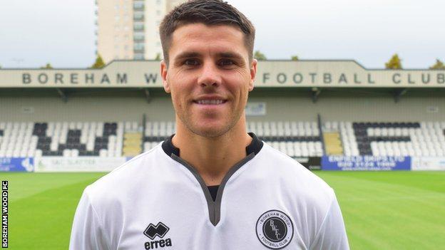 Dan Holman: Cheltenham Town striker joins Boreham Wood on loan - BBC Sport