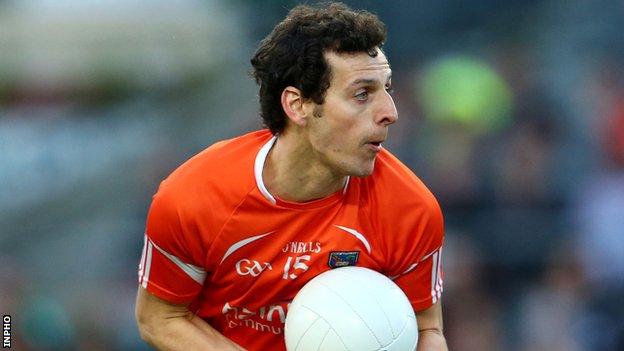 Armagh's Jamie Clarke joins New York Shamrocks soccer club - BBC Sport