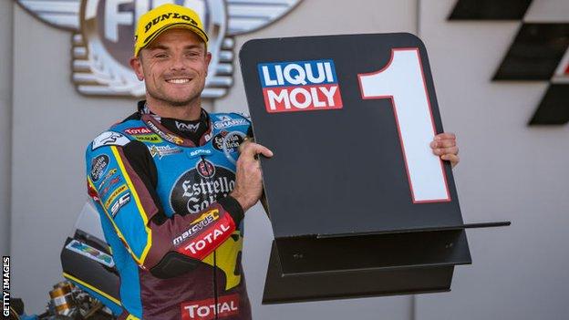 Sam Lowes: Moto2 rider aiming for rare British title success - BBC Sport