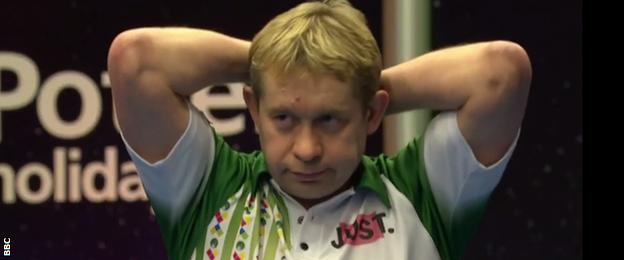 World Indoor Bowls: Paul Foster faces Greg Harlow in men's singles ...