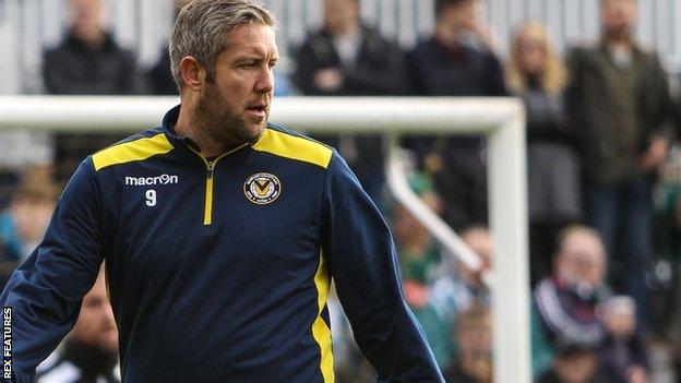 Jon Parkin: York City re-sign striker on loan from Newport County - BBC ...