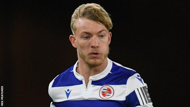 Blackpool sign Teddy Howe, Taylor Moore & Ben Garrity on deadline day ...