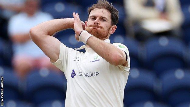 County Championship: Harris and Hogan put Glam on top against Notts ...