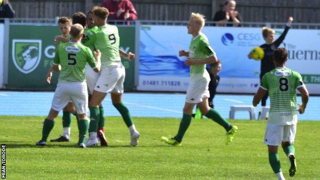 Guernsey FC mark Footes Lane return with win over VCD Athletic - BBC Sport