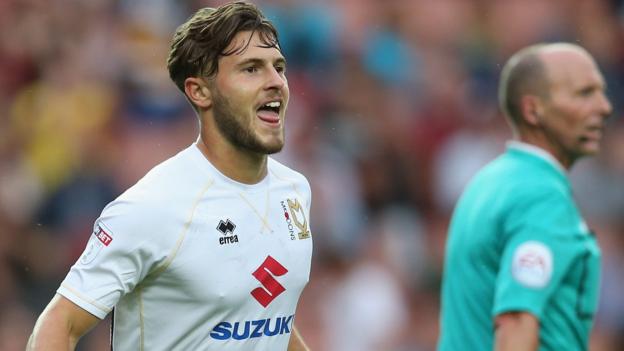 Giorgio Rasulo: MK Dons midfielder signs new deal with League One club ...