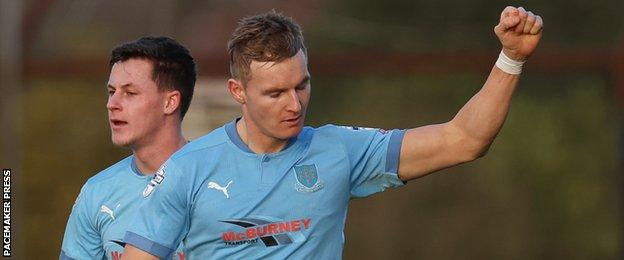 Irish Cup first round: Linfield beat Oxford Sunnyside to ease through ...