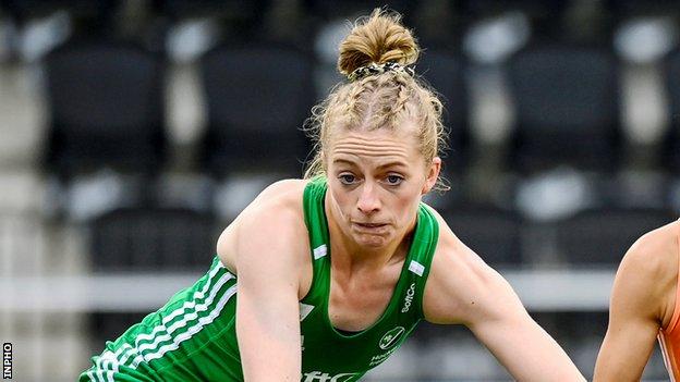 Hannah Matthews calls time on Ireland international career - BBC Sport