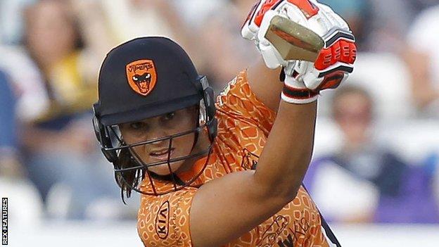 Suzie Bates: New Zealand captain to play for Hampshire in 50-over ...