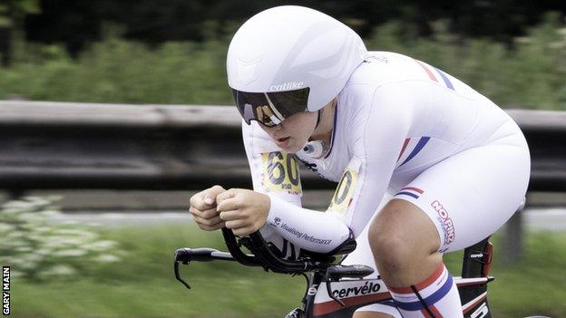 Hayley Simmonds: PhD and British time trial champion - but not at Rio ...