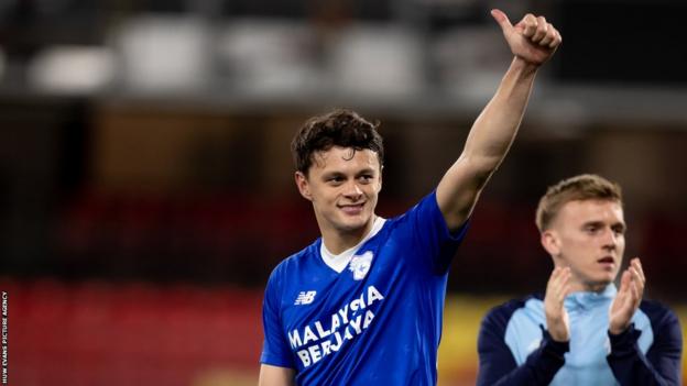 Perry Ng: Cardiff City defender signs new contract - BBC Sport