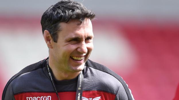 Stephen Jones: Coaching Wales would be 'very special' - BBC Sport