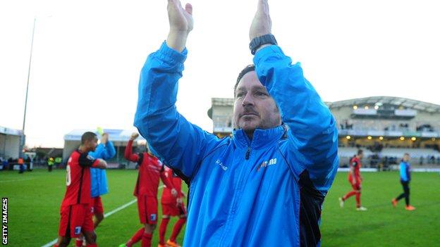 Paul Cox: Barrow manager leaves National League club - BBC Sport
