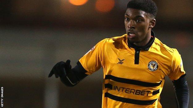 Tyreeq Bakinson: Plymouth Argyle sign Bristol City midfielder on loan ...