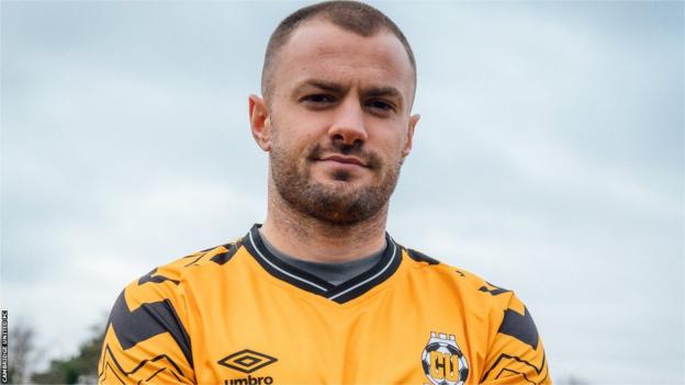 James Gibbons: Cambridge United sign Bristol Rovers full-back on loan ...