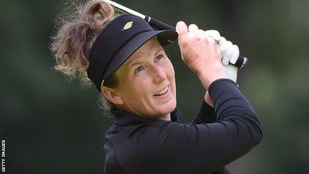 Beth Allen pips Georgia Hall to Ladies Open title in Abu Dhabi - BBC Sport