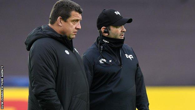 Darren Edwards: Ospreys bring in new defence coach for rest of the ...