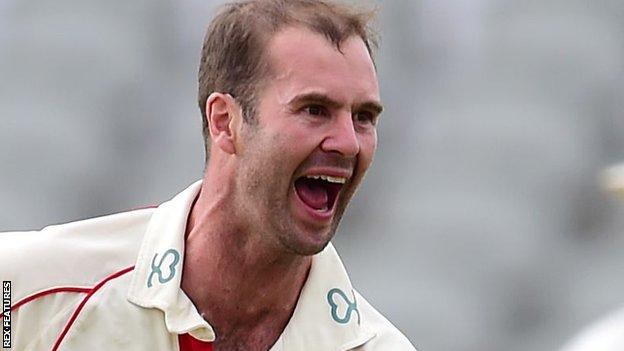 Tom Smith: Lancashire all-rounder and former captain forced to retire ...