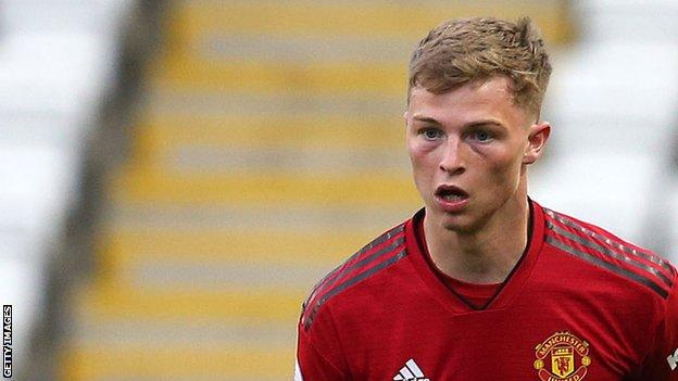George Tanner: Man Utd defender loaned to Morecambe - BBC Sport