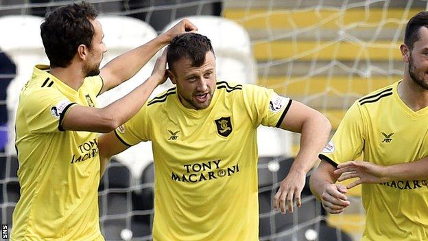 Dale Carrick strikes early to fire Livingston to victory over St Mirren ...